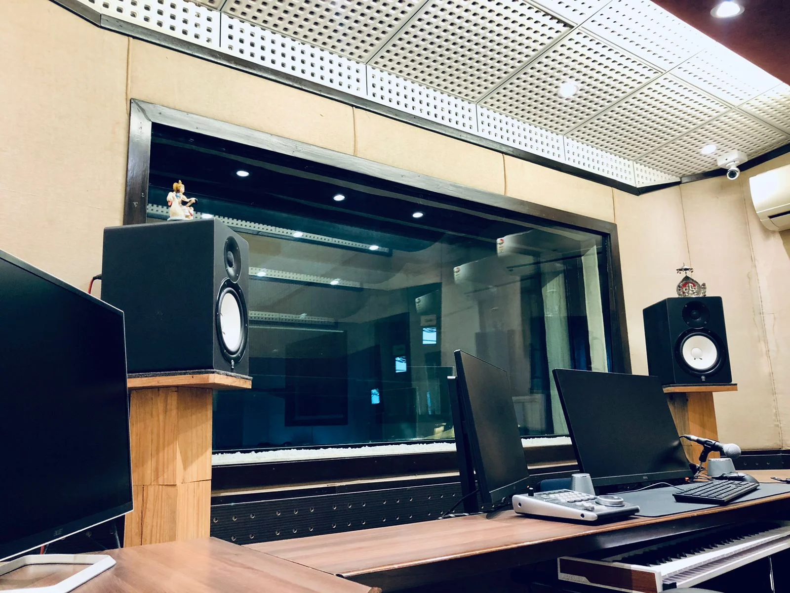 Recording Studio - Recording Studio Grid & Acoustic Ceiling Tiles ...